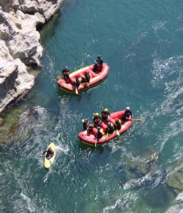 Happy Raft Rafting on Yoshino River, Kochi - Qlip - Japan Travel・Tour ...